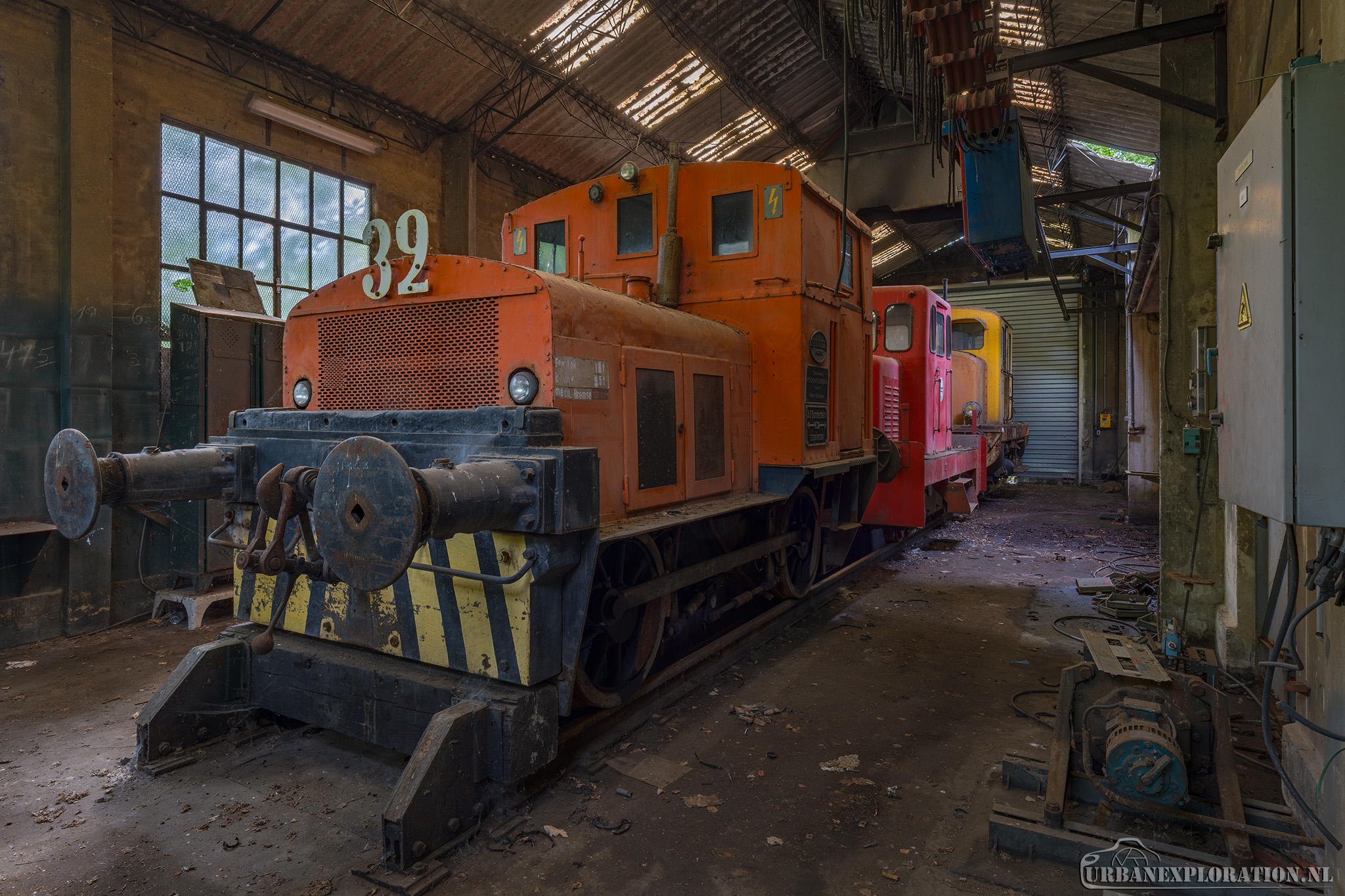 Abandoned Coal Trains - France - Urbanexploration.nl